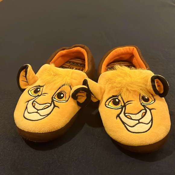 Disney company | Shoes | Disney Lion King Simba Toddler Slippers Shoes ...